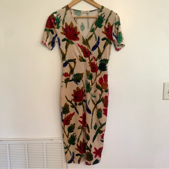 Zara | Dresses | Zara Traffulic Velvet Floral V Neck Dress Size Small ...